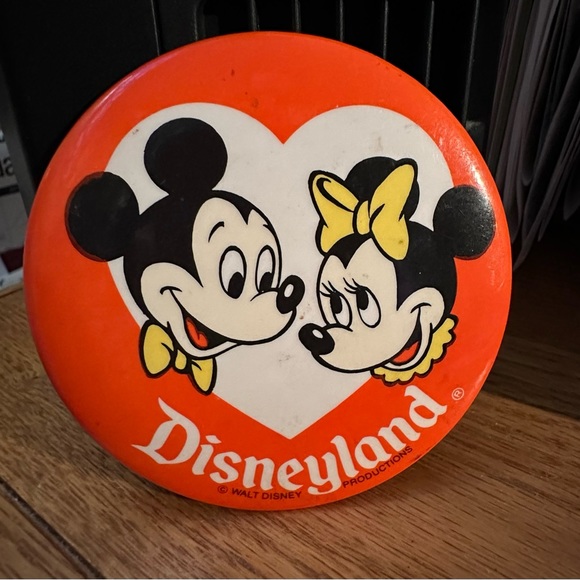 Disney | Other | Vintage Large Disney Land Metal Pin Back Button | Poshmark